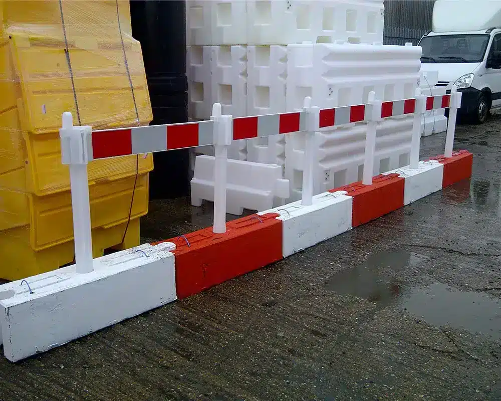 Elite GSS | Post and Plank for Oaklog Barrier | Barrier Accessories ...